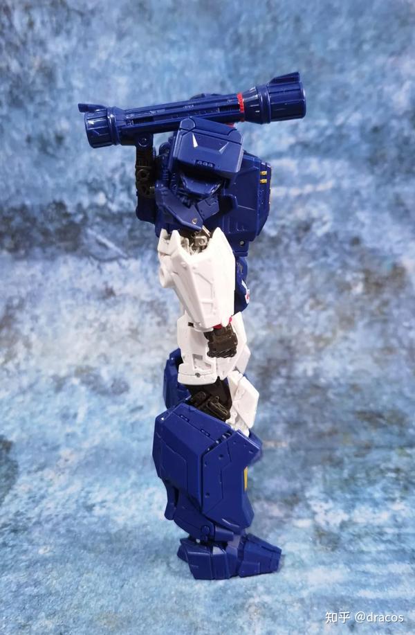 人形堪比3A？——SS83声波和机器狗开箱 - 知乎