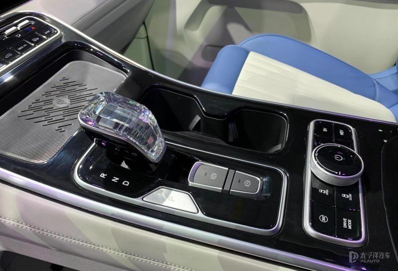 首款3DHT智慧电混 江淮瑞风RF8广州车展开始预售 - 知乎