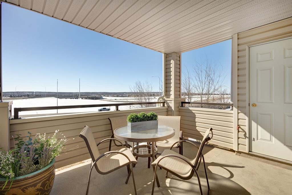 卡尔加里西南富裕社区Springbank Hill ｜社区背景和人口统计 ｜房型介绍之三 ，公寓篇 ｜30.9万 - 知乎