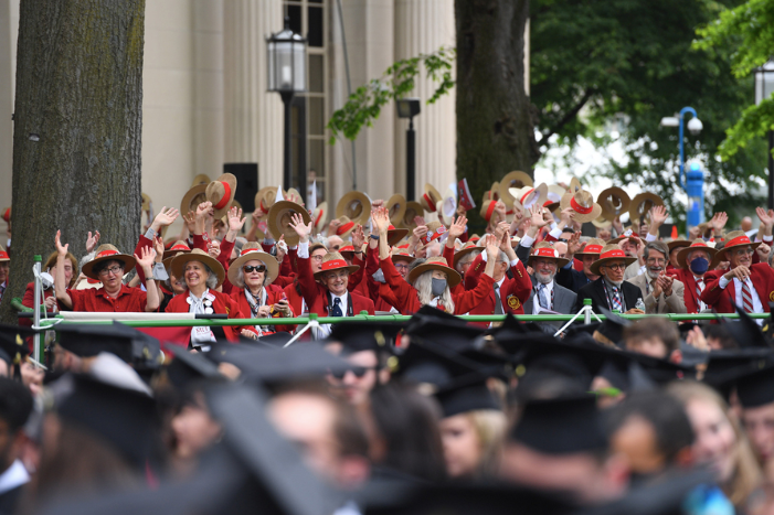 MIT校长毕业演讲：带着MIT的烙印去拥抱世界，让世界变得更加MIT！ - 知乎