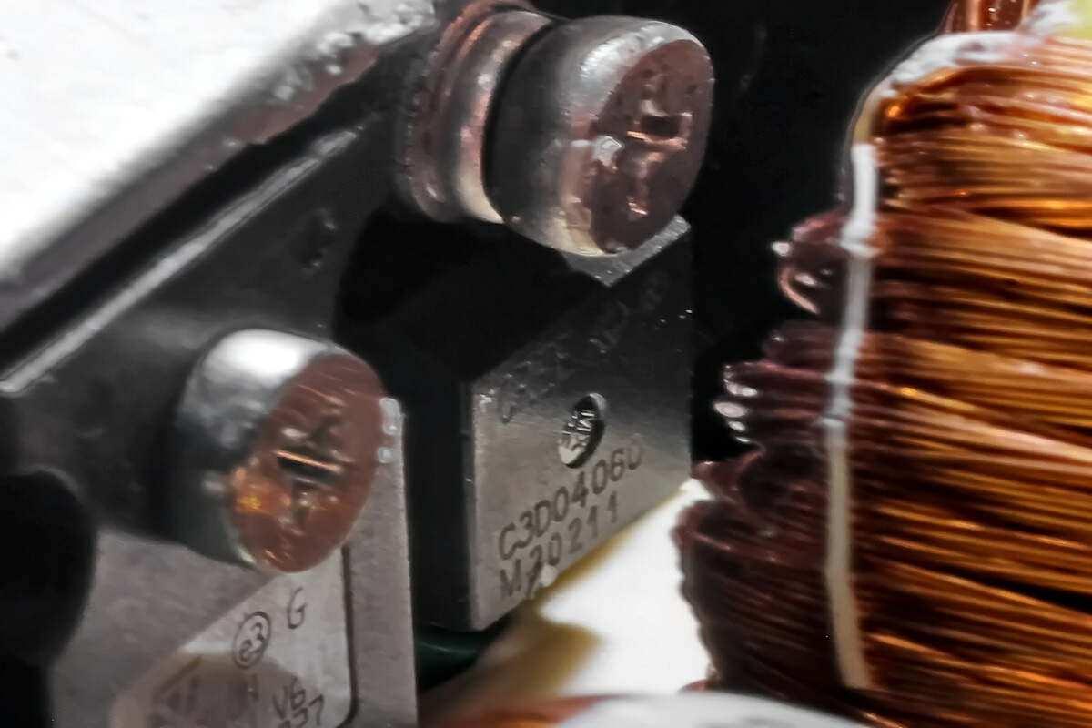 拆解报告：LITEON光宝460W白金牌服务器电源PS-2461-16H-LF - 知乎