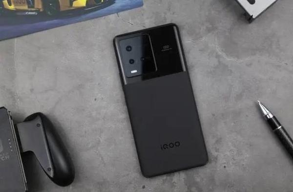 价格相同，iQOO 10和iQOO Neo7竞速版对比，谁更值得买？ - 知乎