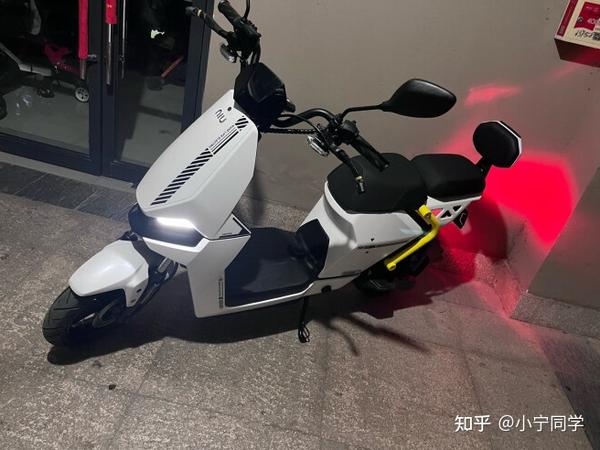 小牛F200电动车（小牛f200）怎么样？使用20天后优缺点评测 - 知乎