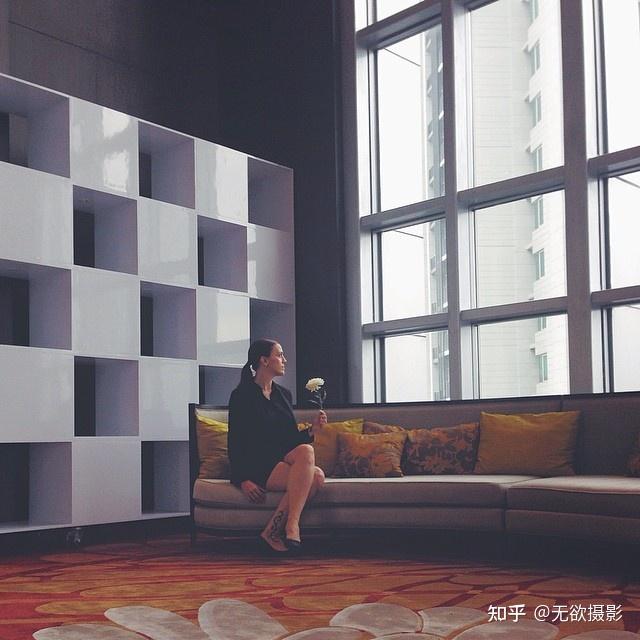 摄影师Simone Bramante来自意大利，自称是一位讲故事的人。他的照片充满了故事感和代入感，常常让人误以为是电影镜头中的一帧。 - 知乎