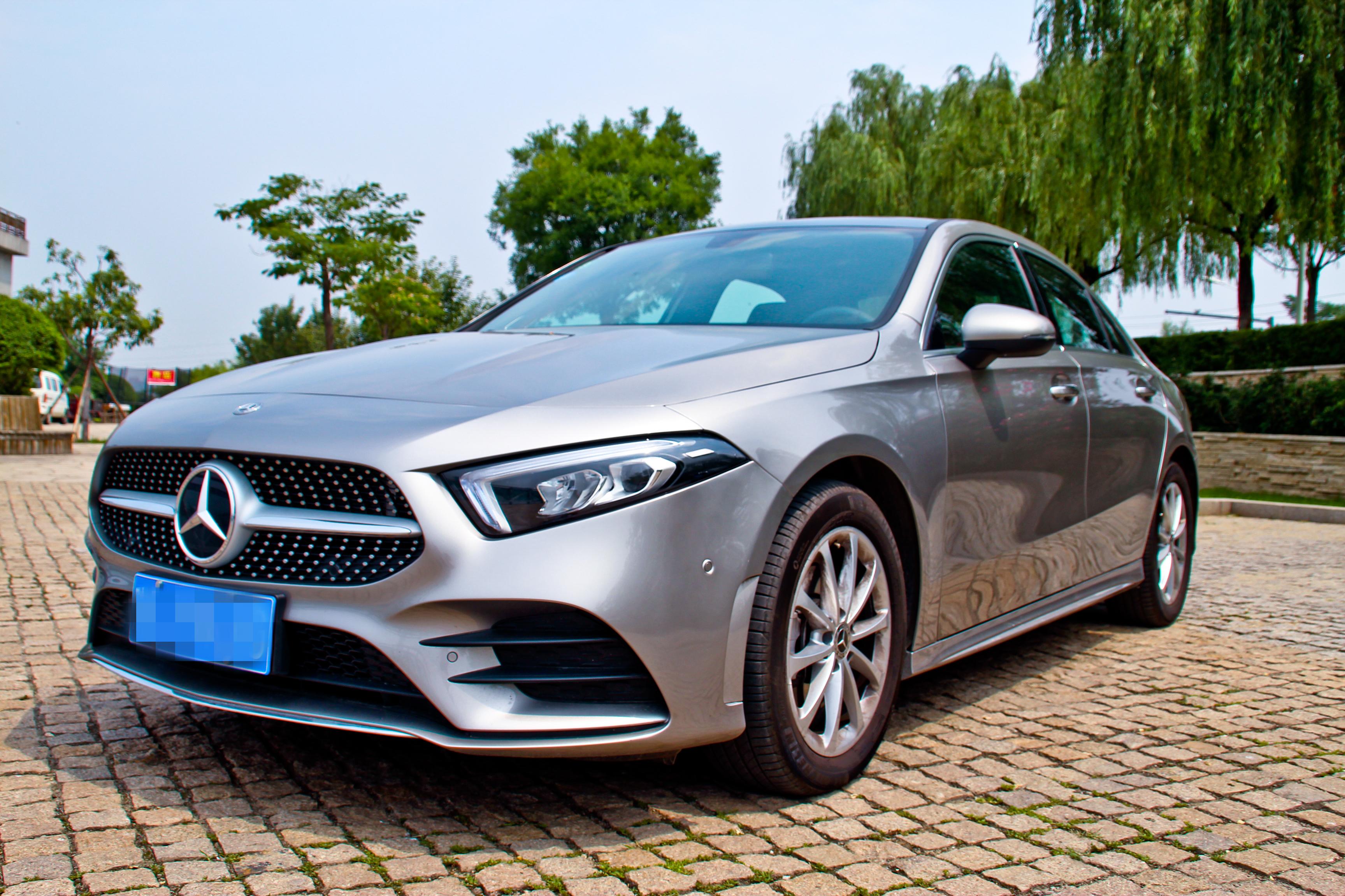 奔驰A200L：1.3T发动机不是最大的争议点，而是... - 知乎