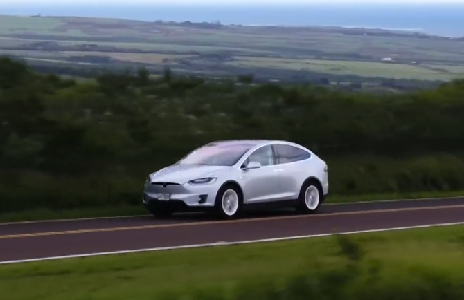 在蔚来ES8和Model X面前，红旗E-HS9如何后来致胜？ - 知乎