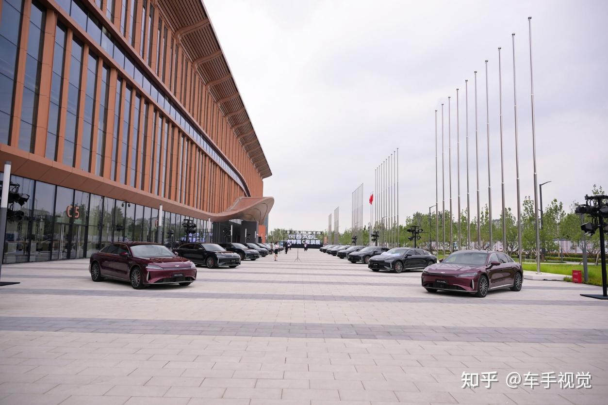 C级豪华旗舰标杆 风云A9L上市，置换抢购价13.99万元起 - 知乎