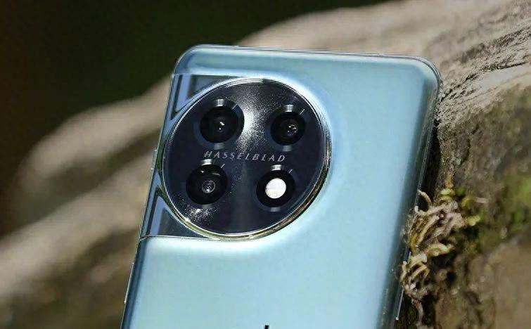 售价相差千元，一加Ace2 Pro究竟比一加11差多少？ - 知乎