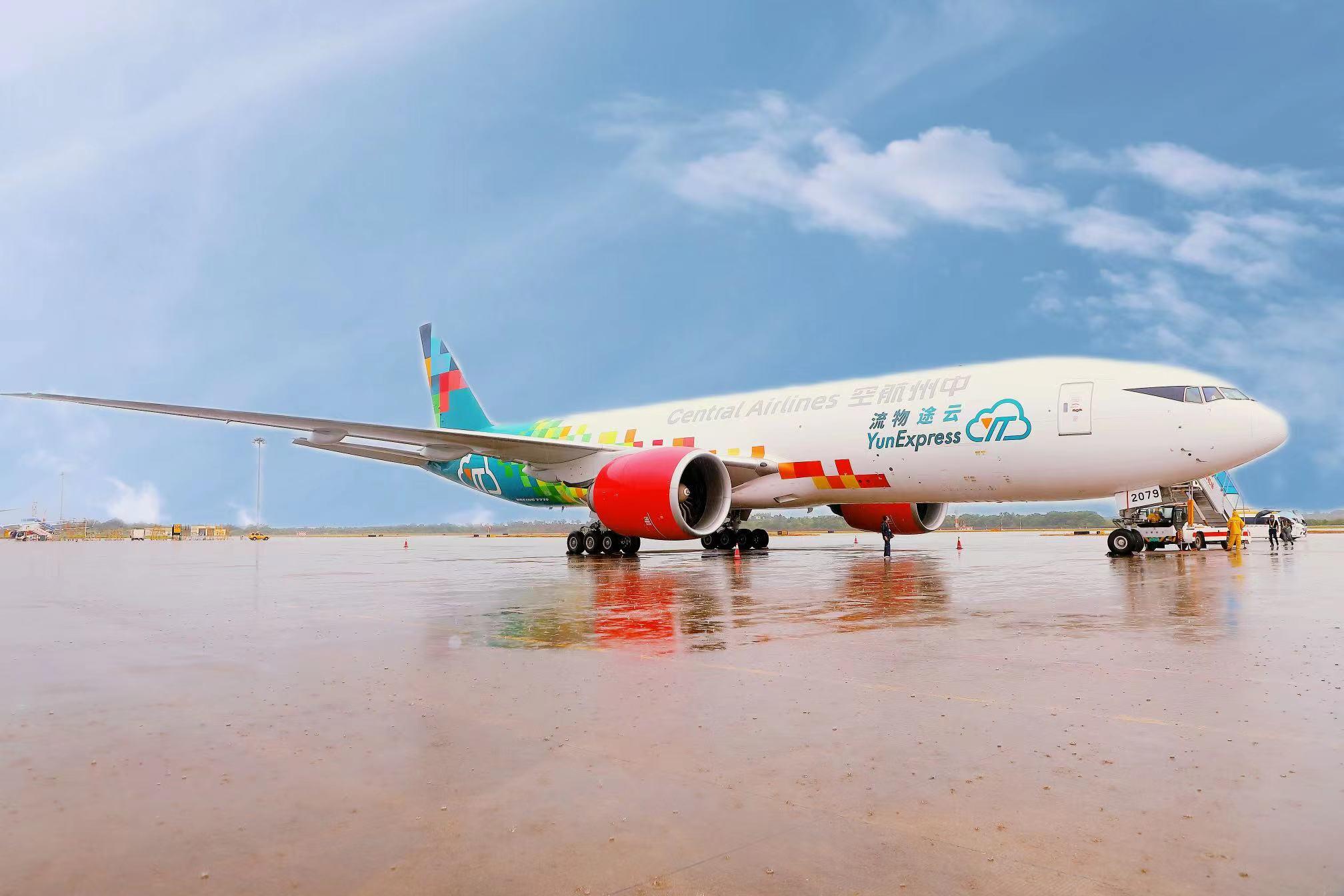 纵腾集团首架波音B777F货机首航成功，谷仓海外仓开启“大飞机时代” - 知乎