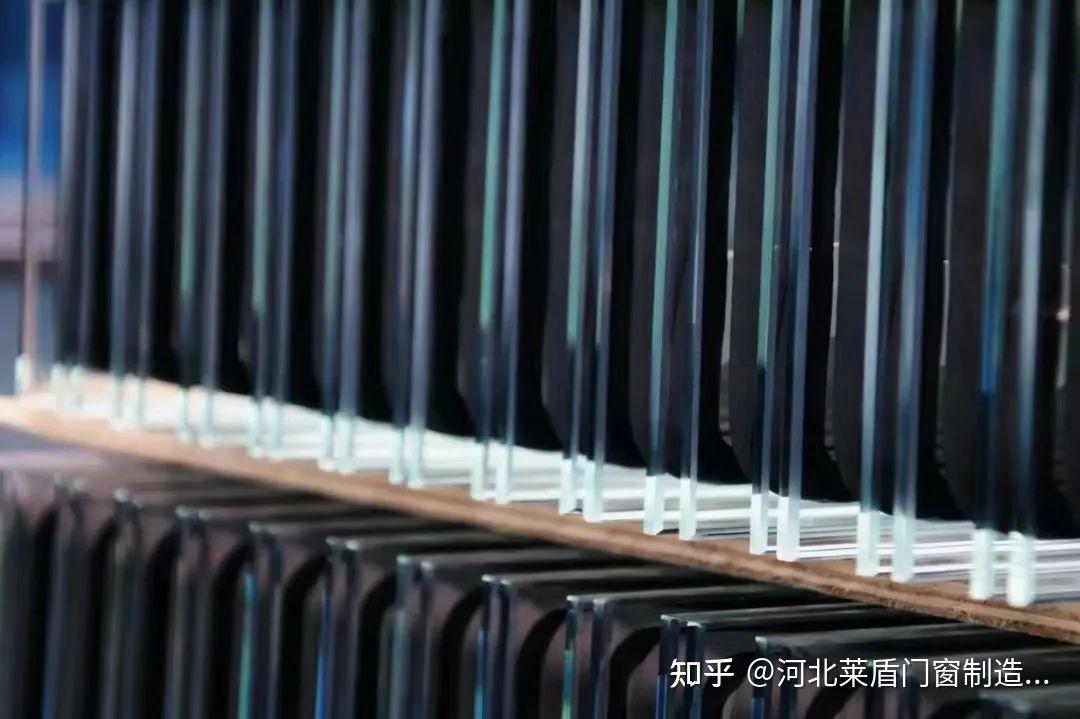 LEEDUN小知识 | 4SG玻璃到底是什么？看完这篇就知道！ - 知乎