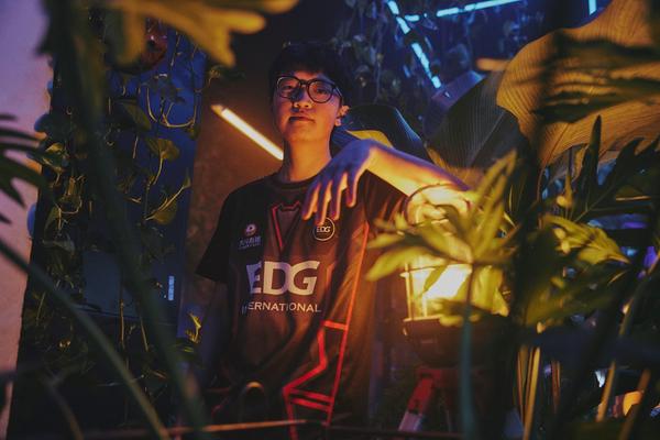 【无畏契约季前邀请赛】EDG. ZmjjKK群访：这次出去是想学习更多东西，做一些勇敢的尝试 - 知乎