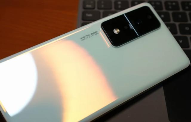 荣耀80 GT：从3299元降至2069元，不要利润也要清仓 - 知乎