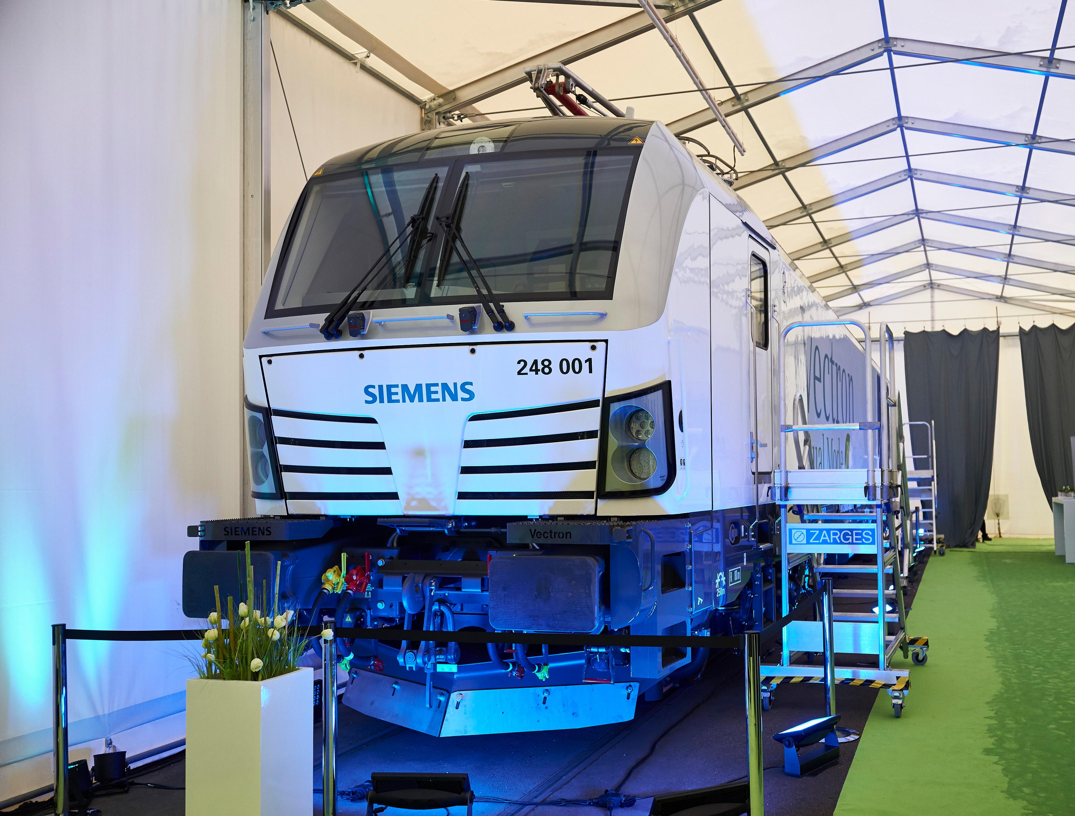 【科普】内燃机车与电力机车相结合的“黑科技”——西门子Vectron DM型双模式动力机车 - 知乎