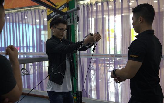 哪里有好的健身教练培训学校? 知乎