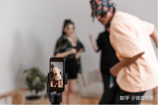 路盟学苑抢占互联网优势,开创短视频电商运营课程 知乎