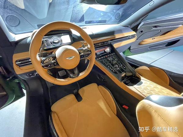 阿斯顿·马丁DB12国内首发 售价251.8万元起 - 知乎