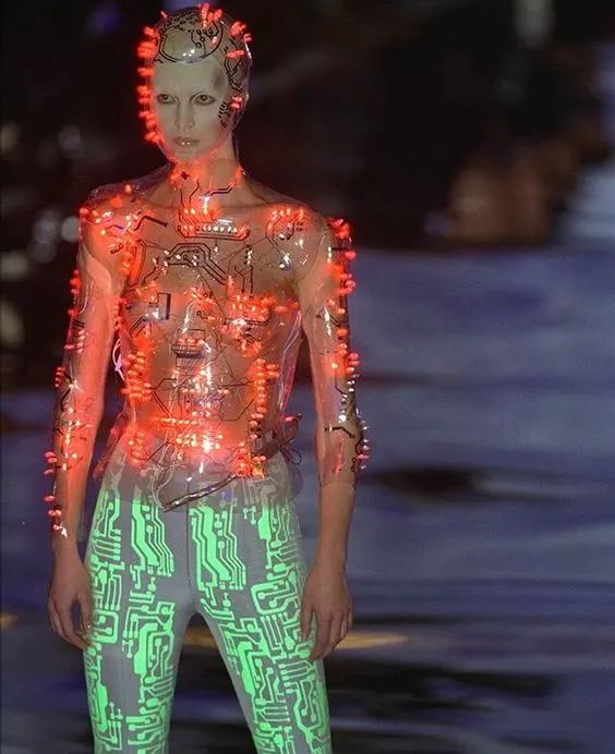 Y2K是啥？20年前的时髦，却在20年后爆火? - 知乎