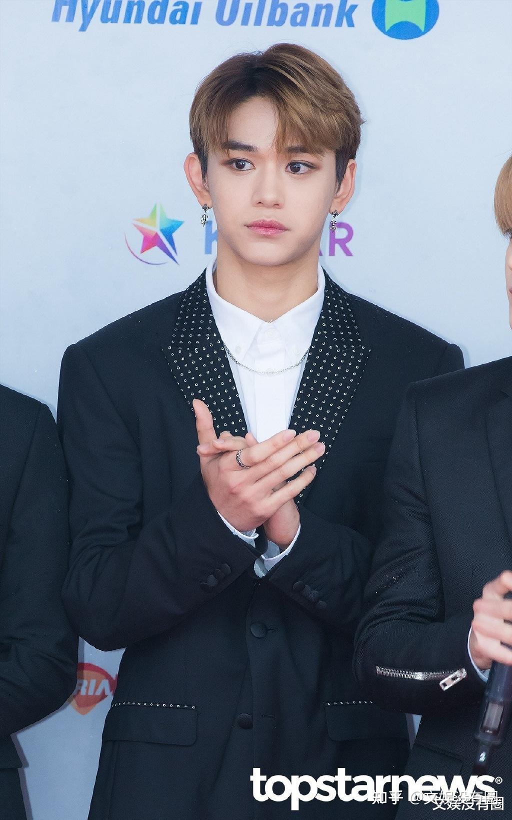 这是救了李成洙的命吧！Lucas黄旭熙开通泡泡，将“复出”？ - 知乎