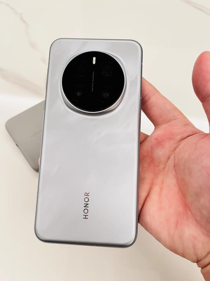 一加13和荣耀magic 7Pro选谁比较好？对比后优缺点明显 - 知乎