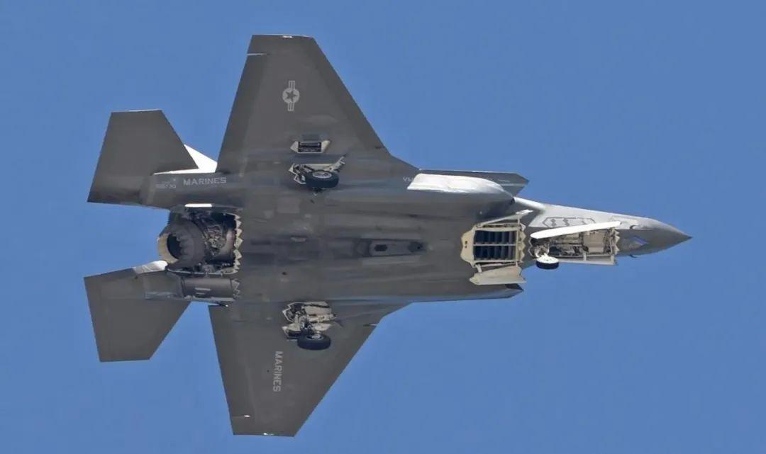 F-35"闪电"之心，一组高清组图带你了解F135涡扇发动机 - 知乎