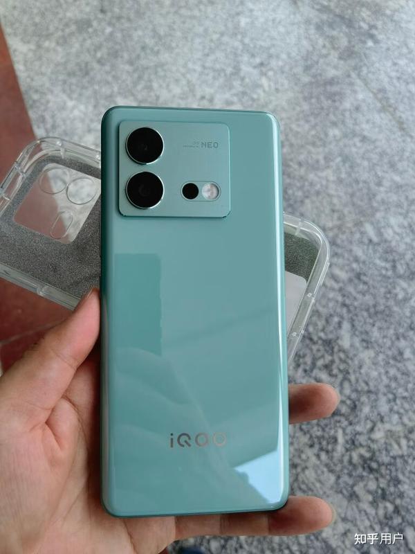 iQOO Neo8和一加Ace2买哪个好?