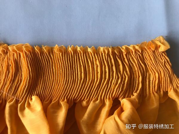 【缩褶绣面料抽褶】科普特种绣花加工工艺，分享汉服面料褶皱工艺。 - 知乎