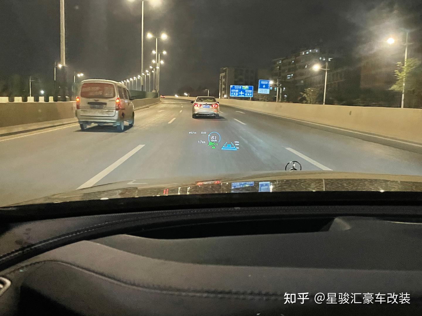 21款奔驰E350el加装HUD抬头显示系统，科技仪表信息显示无需低头 - 知乎