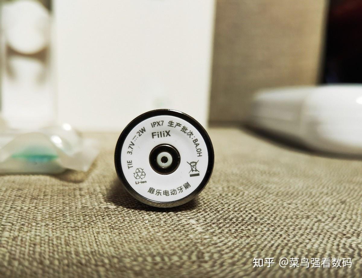 人人都能用的扉乐FiliX TIE系列电动牙刷来了！ - 知乎