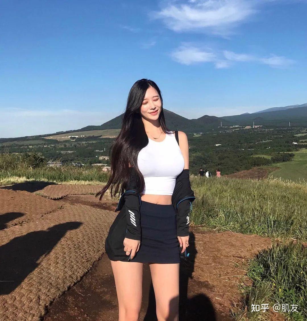 36E美女试睡员，172身高魔鬼身材太惹火！ - 知乎