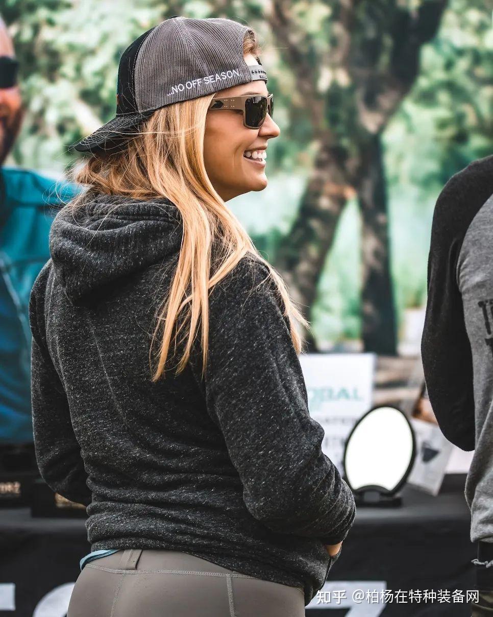 颜值与实力并存的战斗力——GATORZ战术太阳眼镜