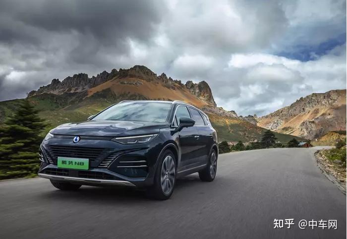 腾势N8售价超30万 换壳的比亚迪唐如何与理想L8抢夺市场？ - 知乎