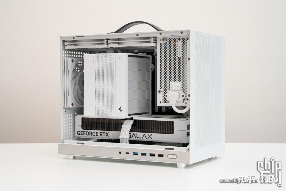 自带提手的MATX小钢炮，闪鳞 G350 + 铭瑄 终结者 B850M + 影驰 5080 金属大师 装机 - 知乎