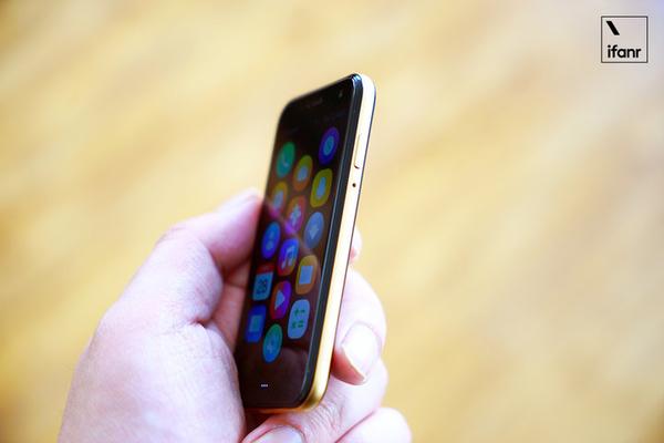 Palm 手机国行版图赏：像穿戴设备一样可被你一手掌控 - 知乎