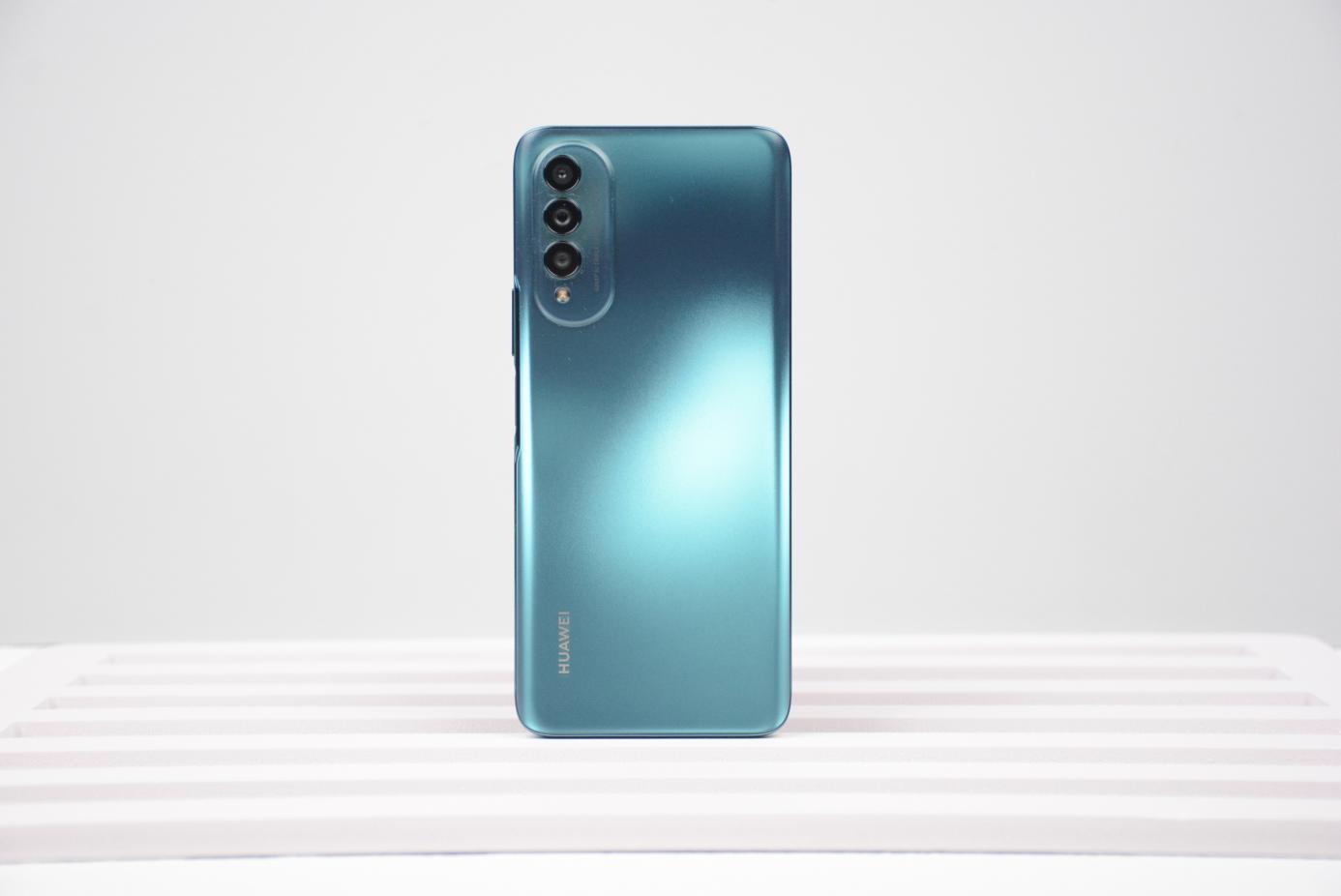 边框接近消失！超高屏占比+靓丽外观设计，华为nova 10z评测 - 知乎