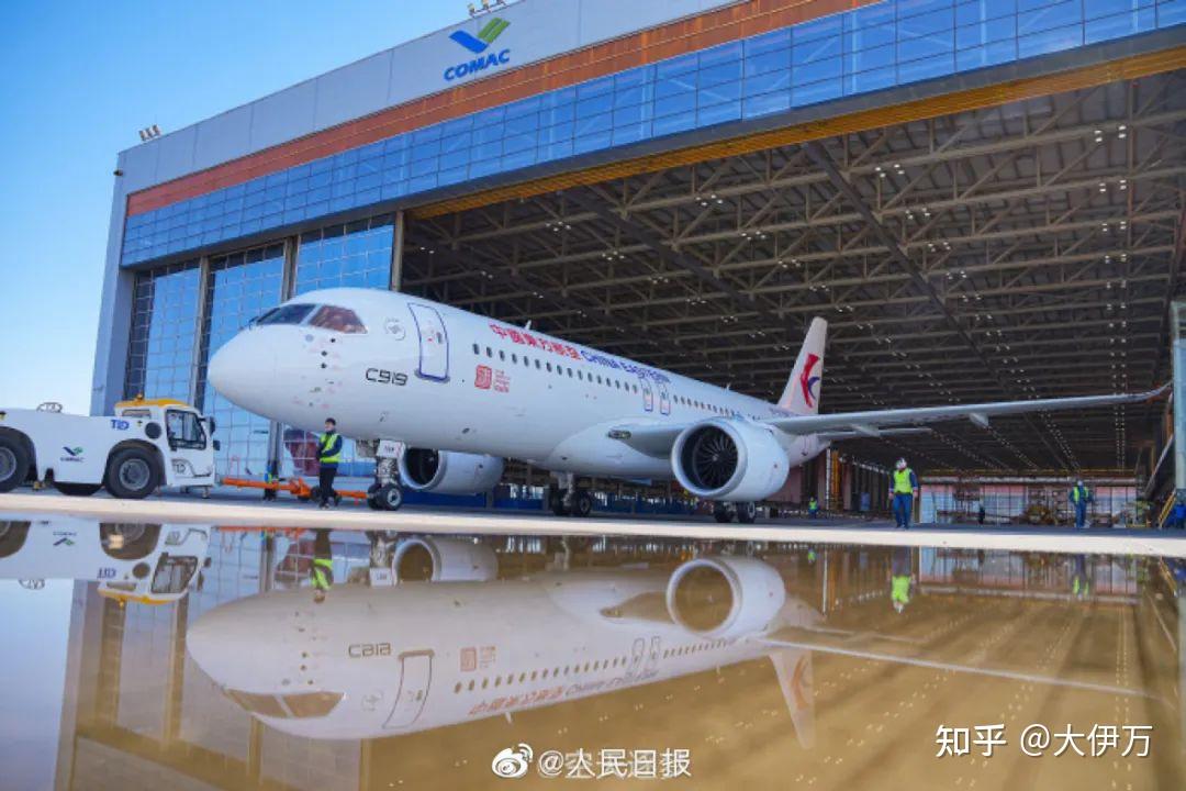历史性跨越！首架C919客机正式交付东航，我们的大飞机来了！ - 知乎