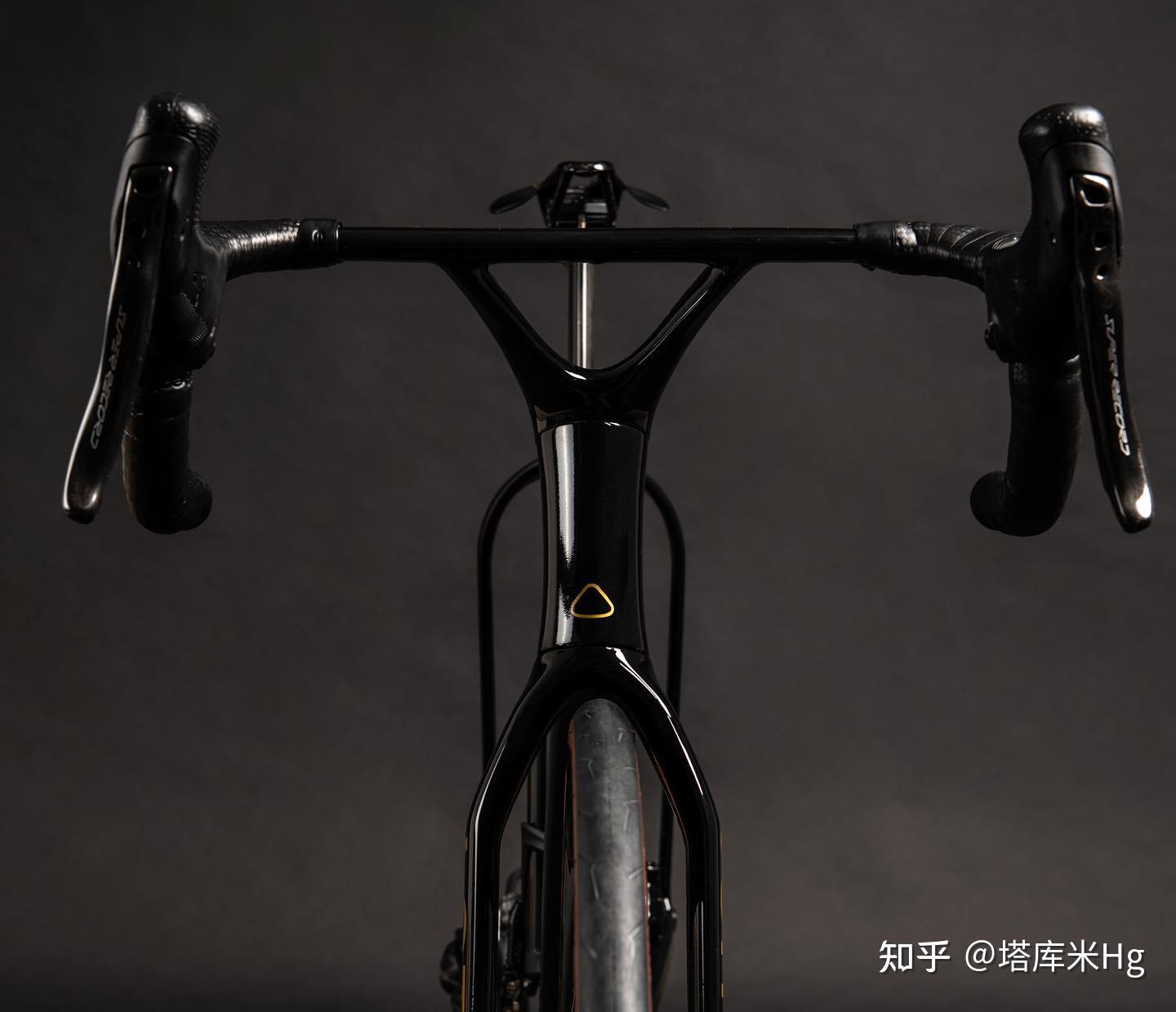 定价19万5！LOTUS推出Type 136限量公路车 - 知乎