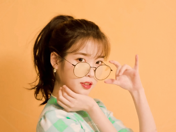 IU电脑壁纸收藏版 - 知乎