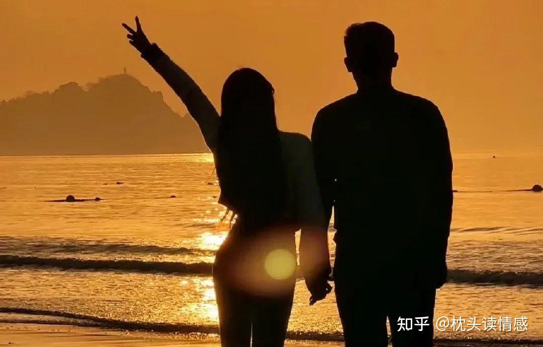 女人希望你去 撩 ”她，会给你3种暗示，直男可得留意了 知乎