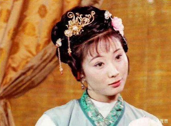 宝玉和王夫人的丫头说笑几句导致她投井而亡，此事谁过错最大？ - 知乎