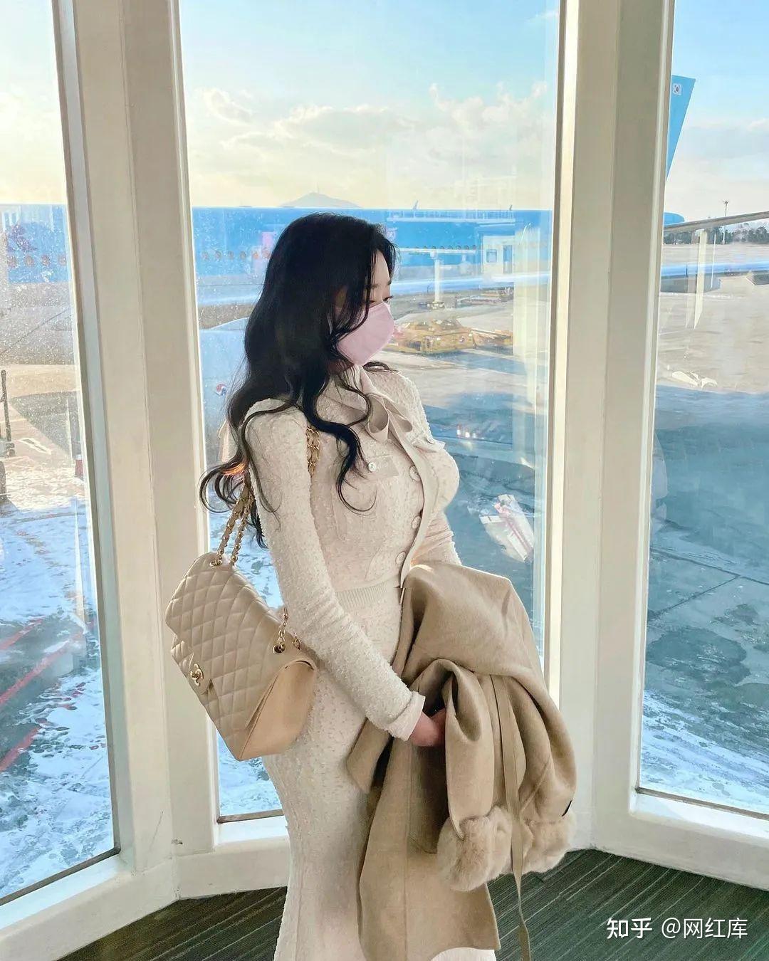 韩国网红小姐姐lavisuofficial极致腰臀比，汹涌上围，漫画腿 - 知乎