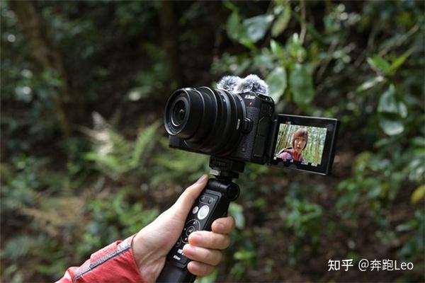 尼康Z30相机评测：出色的配置和性能