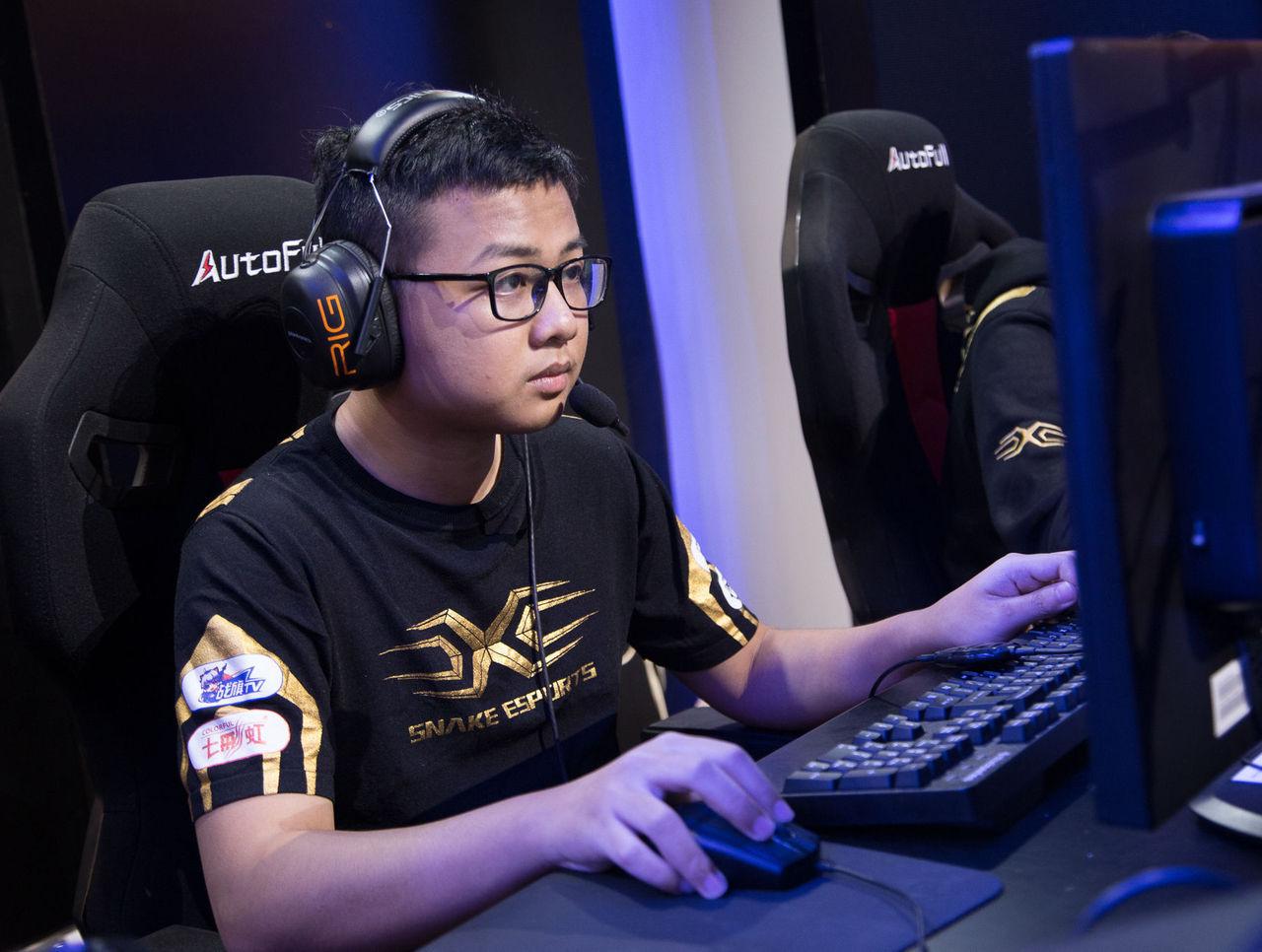 【PentaQ.LPL十年盘点】登神长阶：从新秀到新星 - 知乎