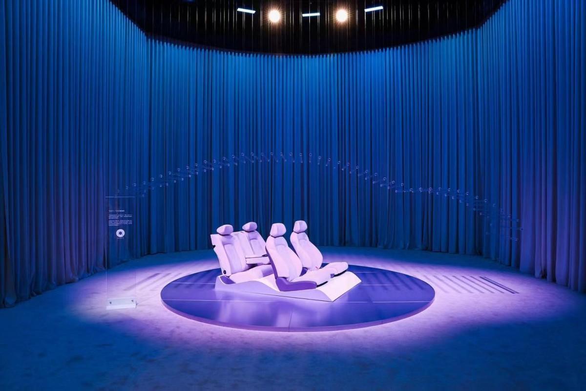 飞凡CEO吴冰：用45分钟讲述F7的“巴赫”舒适 - 知乎