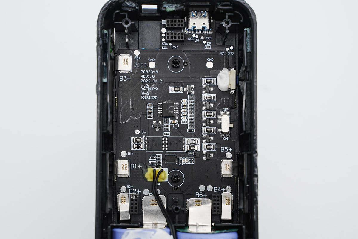 拆解报告：Anker安克140W 2C1A双向快充移动电源A1289 - 知乎