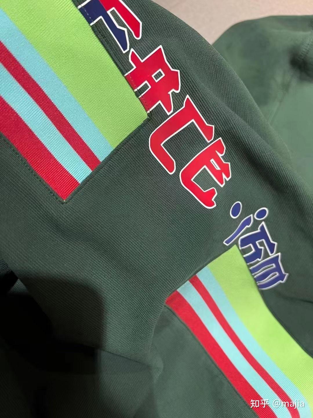 斐乐FILA X FACETASM 联名解构风 22年春秋款 潮流运动 女士 连帽卫衣 - 知乎