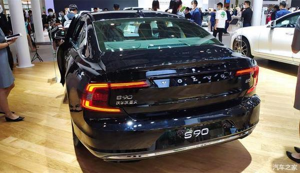 新款沃尔沃S90实拍，新增流水转向和48v轻混，外观更大气！ - 知乎
