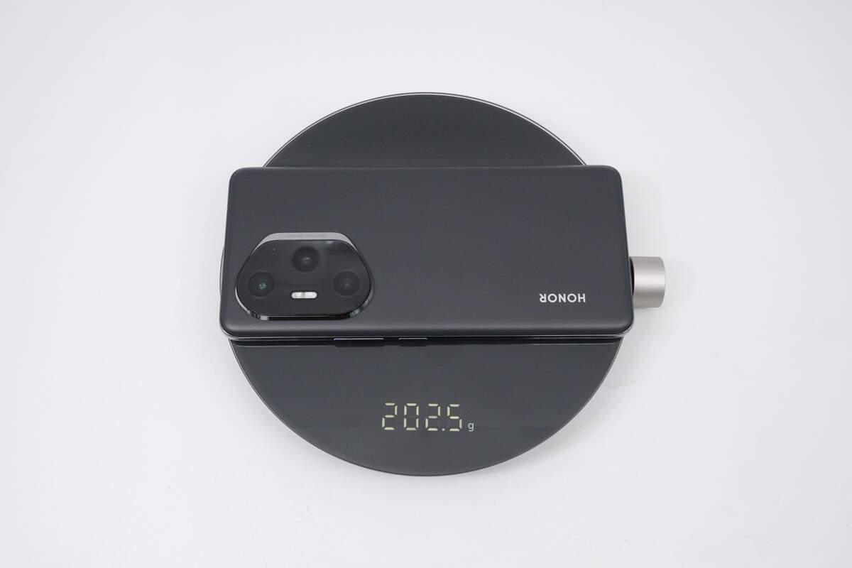 影像专精，性能越级，荣耀300 Pro评测 - 知乎