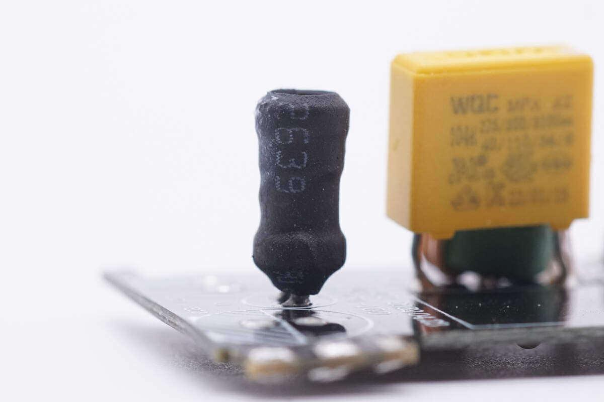 拆解报告：SHARGE闪极Retro 35W氮化镓充电器（少数派定制版） - 知乎