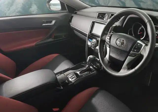 新款丰田“锐志”亮相，V6引擎＋8AT，了解后，车友：等不及了 - 知乎