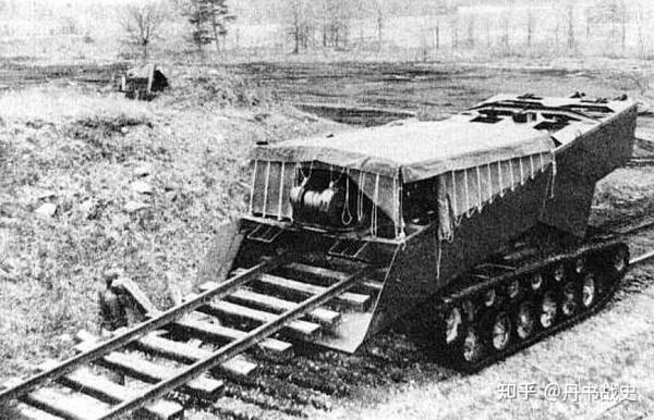 M46铁路破坏者，用6挺重机枪“啃”铁轨的鸡肋设计 - 知乎